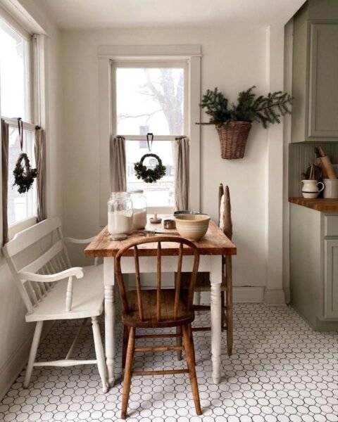 14 Elegant Small Kitchen Table Ideas For A Classy Home - Astrapearl