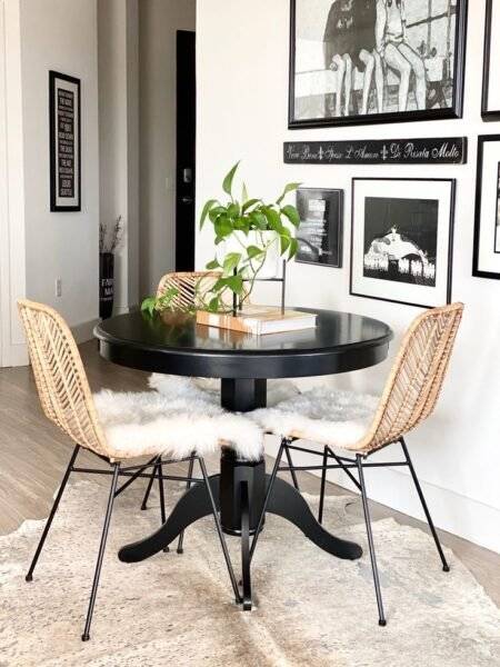 14 Elegant Small Kitchen Table Ideas For A Classy Home - Astrapearl