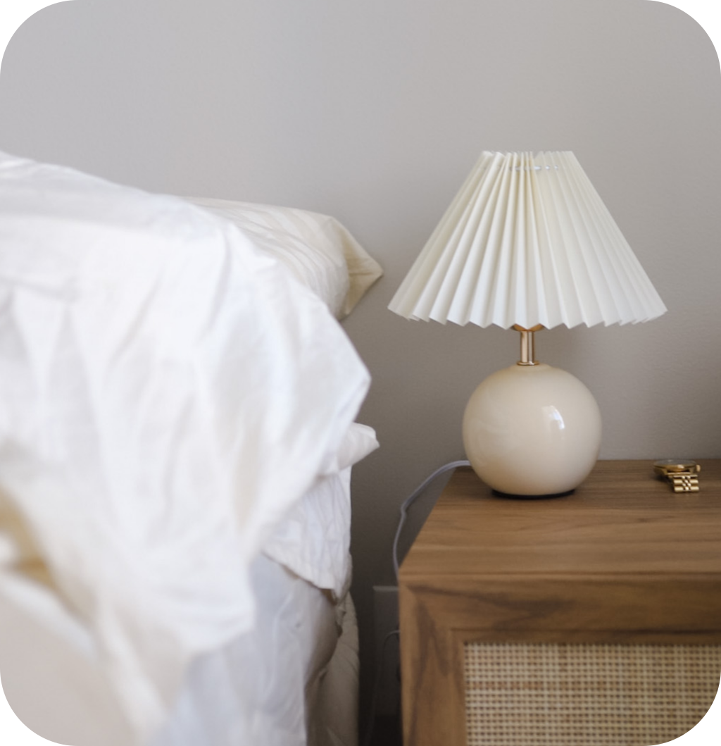 20 Unique Nightstand Lamps Ideas To Elevate Your Bedroom - Astrapearl