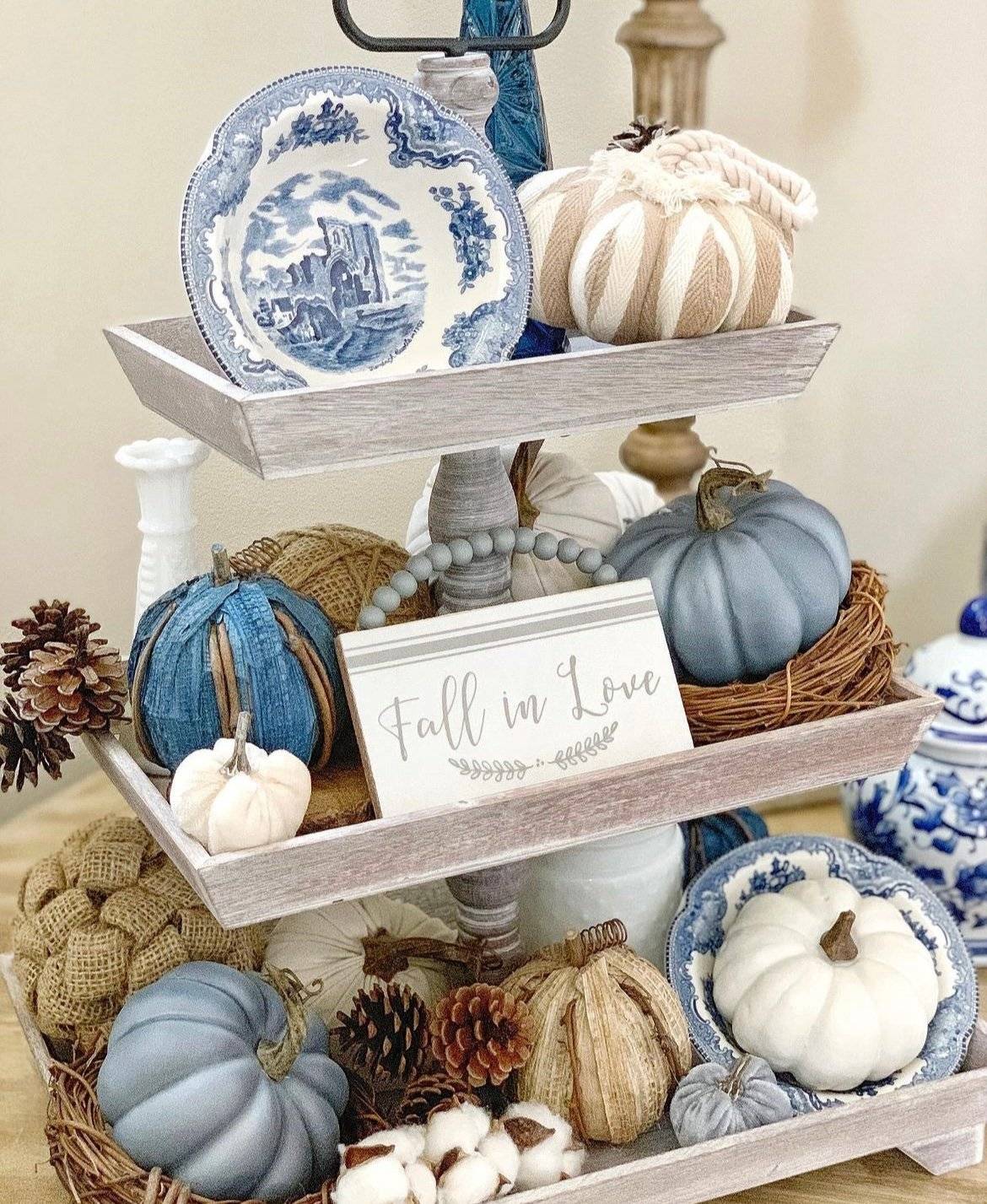 20 Elegant Fall Tray Decor Ideas For A Cozy Home - Astrapearl