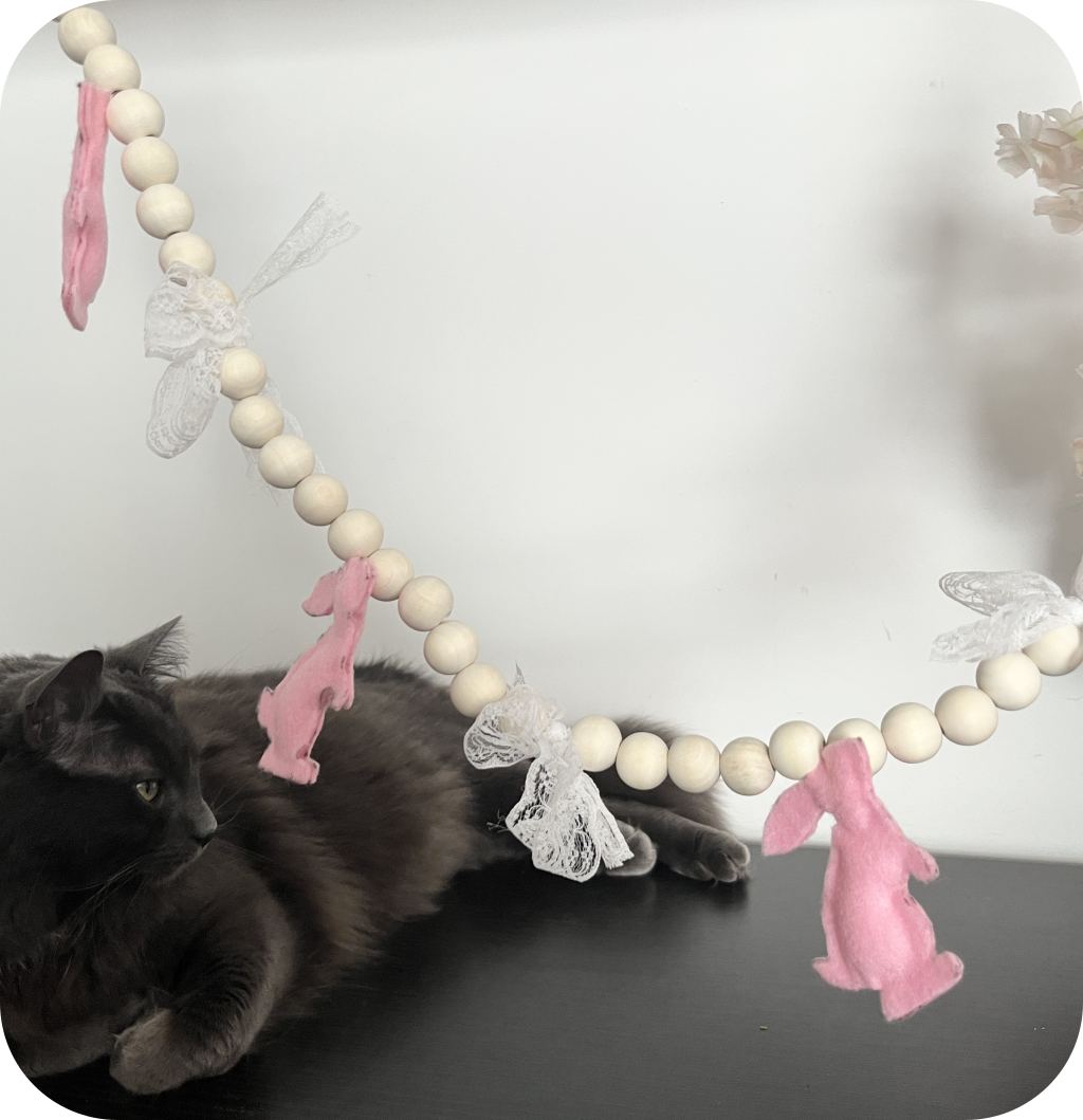 Make Your Own Crazy Simple Spring Bunny Garland! - Astrapearl